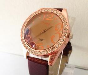 High Fashion Crystal Geneva Quartz Watch on Luulla